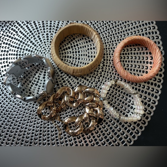 Jewelry | Set Of 5 Vintage Bracelets Silver Tone Plastic Gold Faux ...